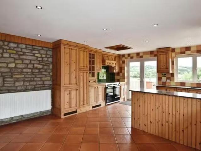 3 bed property to rent in Bridgwater Road, BS19