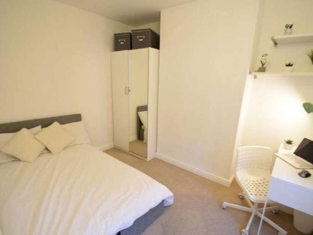 3 bed property to rent