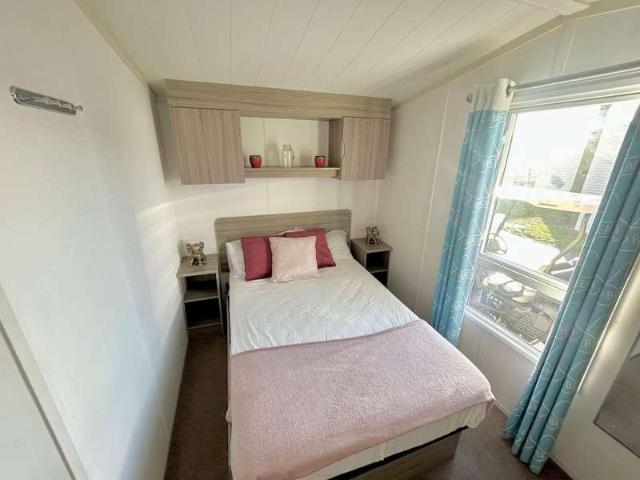 3 bed property for sale