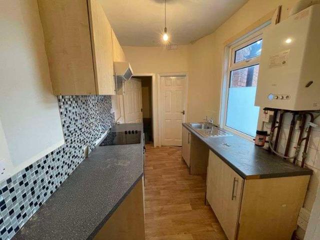3 bed flat for sale