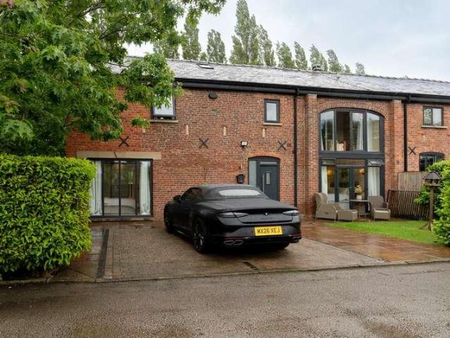 3 bed property for sale
