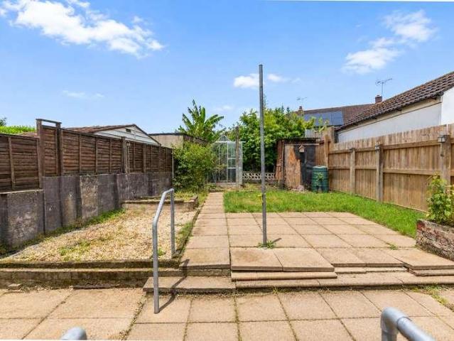 3 bed property for sale