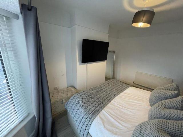 3 bed property for sale
