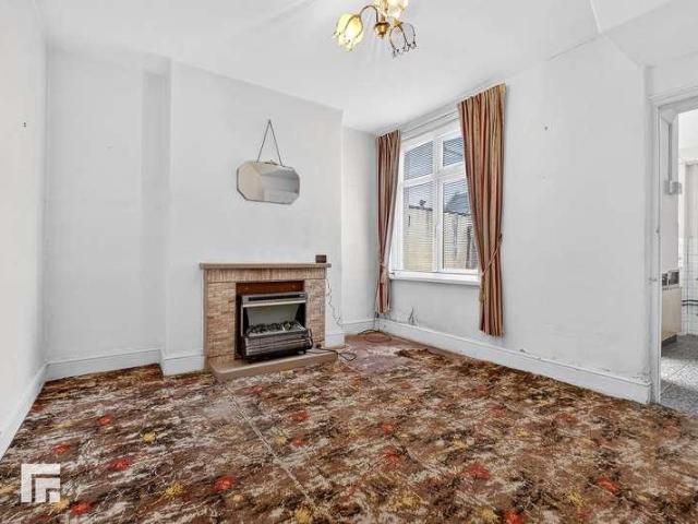 3 bed property for sale