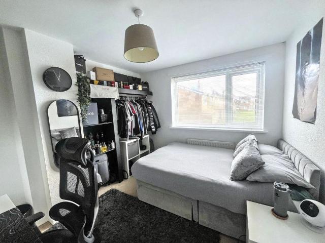 3 bed property for sale