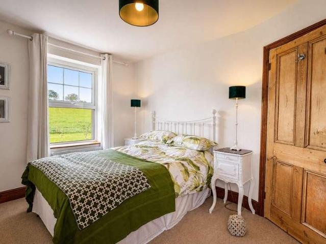 3 bed property for sale