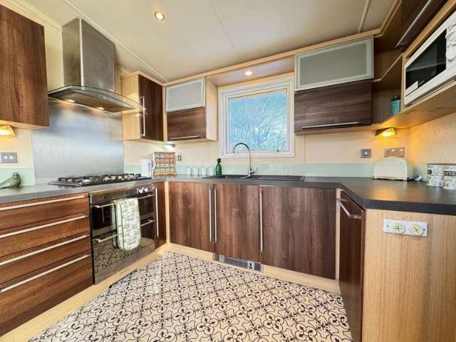 3 bed property for sale