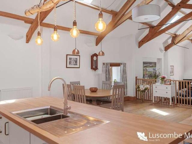 3 bed property for sale