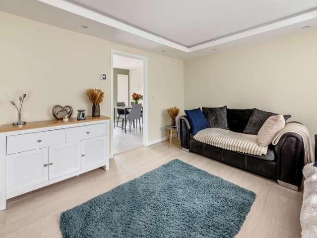 3 bed property for sale