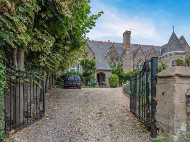 3 bed property for sale