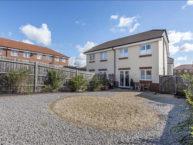 3 bed property for sale