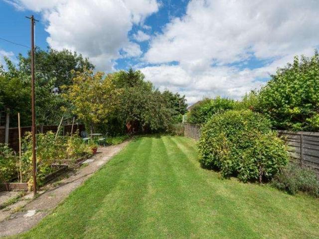 3 bed property for sale