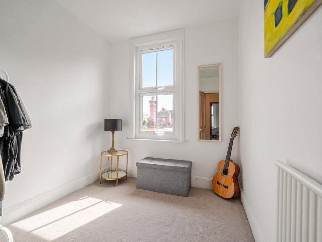3 bed property for sale