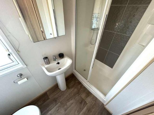 3 bed property for sale
