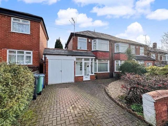 3 bed property for sale