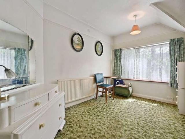 3 bed property for sale