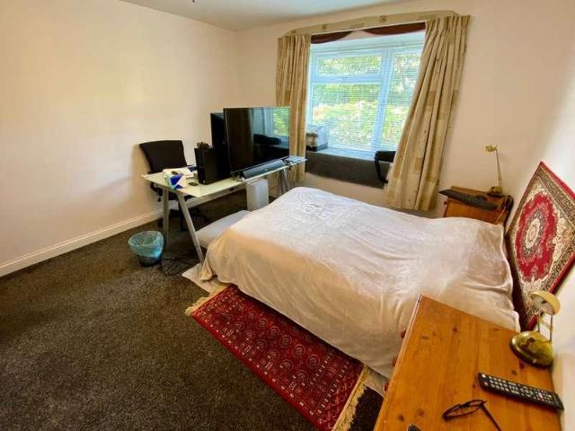3 bed property for sale