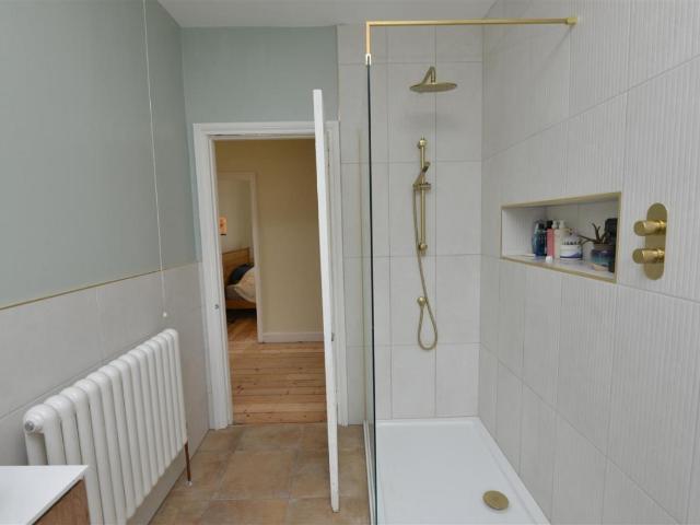 3 bed property for sale