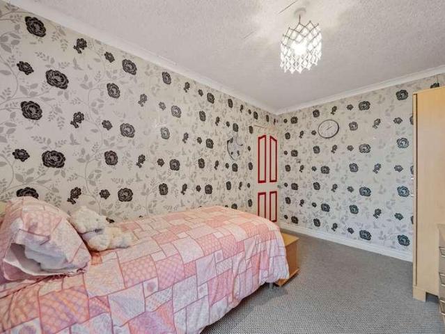 3 bed property for sale