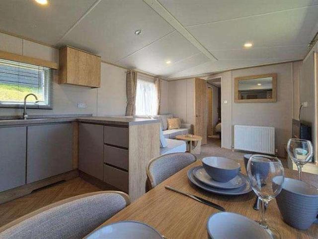 3 bed property for sale