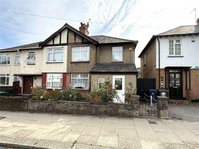 3 bed property for sale