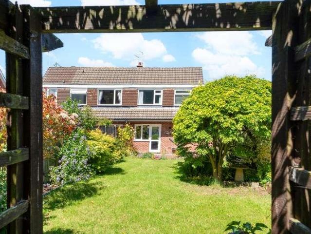 3 bed property for sale