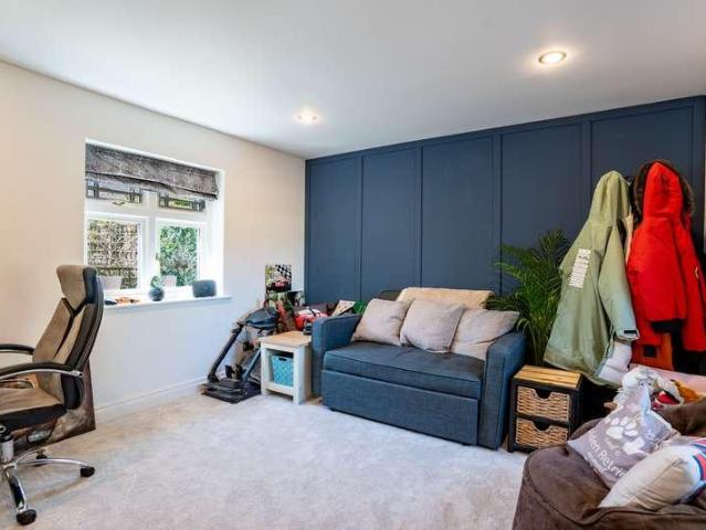 3 bed property for sale