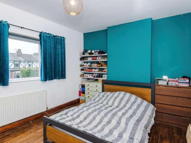 3 bed property for sale