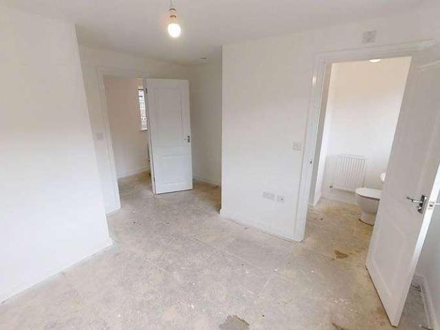 3 bed property for sale