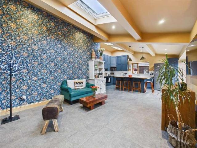 3 bed property for sale