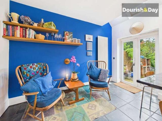 3 bed property for sale