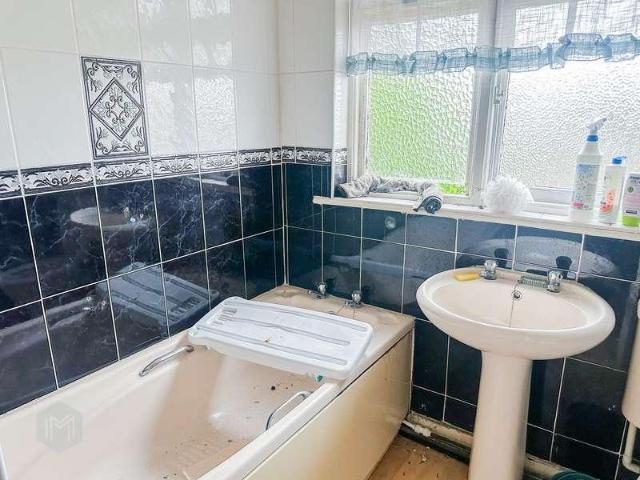 3 bed property for sale