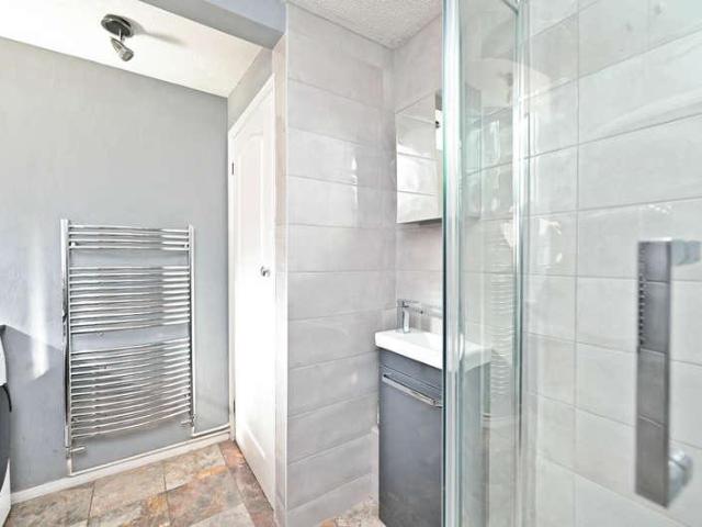 3 bed property for sale