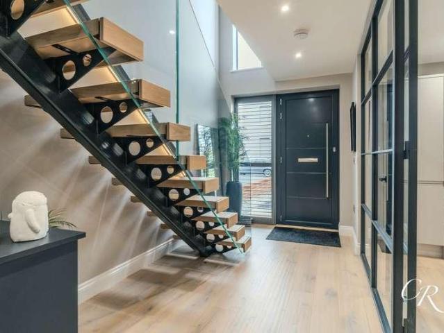 3 bed property for sale
