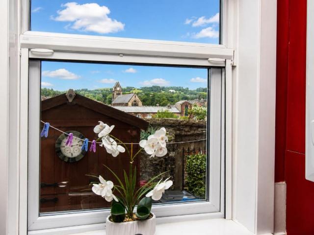 3 bed property for sale