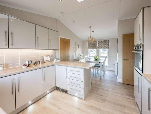 3 bed property for sale