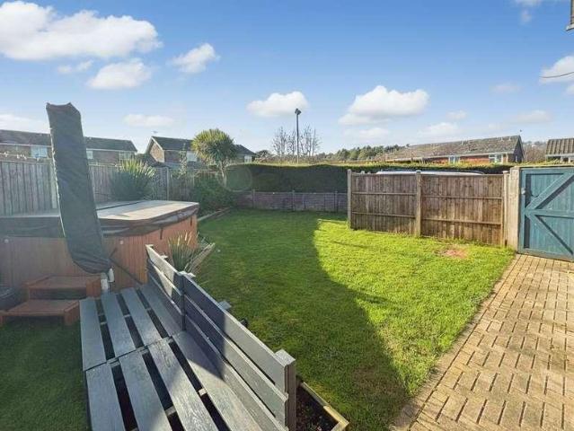 3 bed property for sale