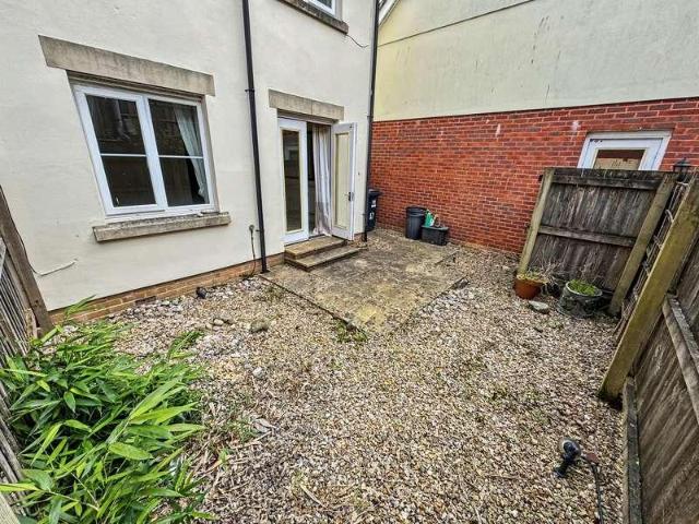 3 bed property for sale