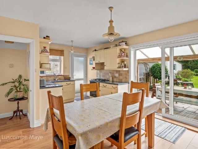 3 bed property for sale