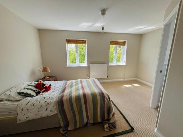 3 bed property for sale
