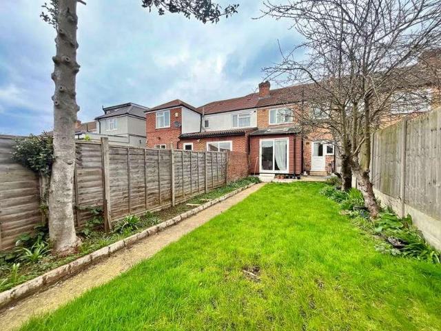 3 bed property for sale