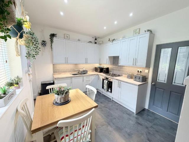 3 bed property for sale
