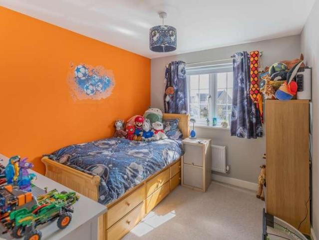 3 bed property for sale