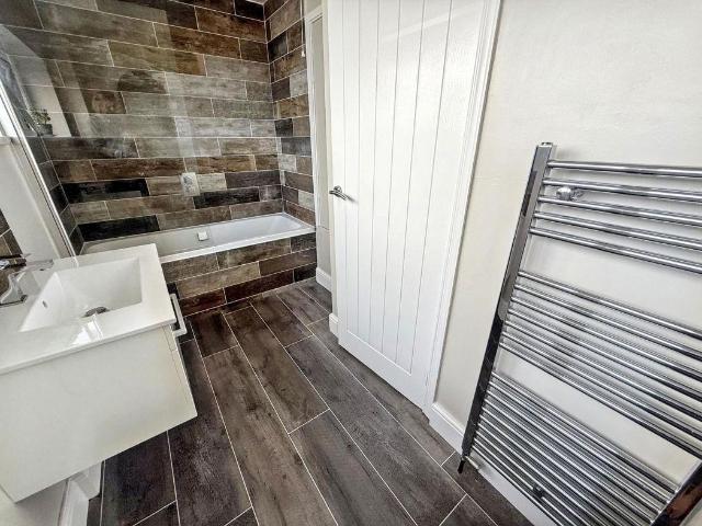 3 bed property for sale