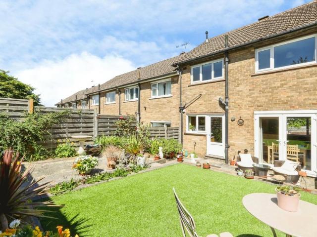 3 bed property for sale
