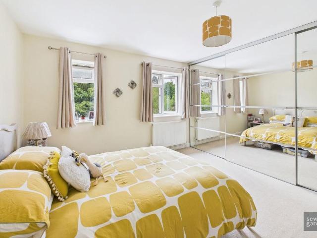 3 bed property for sale
