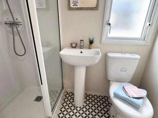 3 bed property for sale