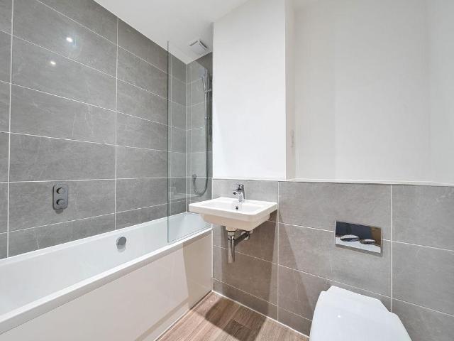 3 bed property for sale