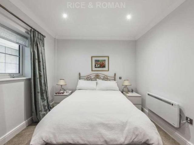 3 bed property for sale