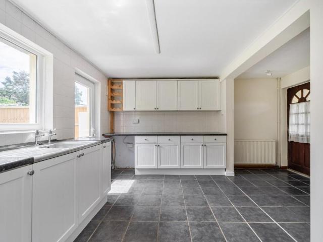 3 bed property for sale